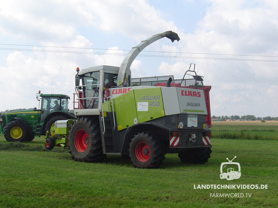 Claas Jaguar 850 - farmworld.tv