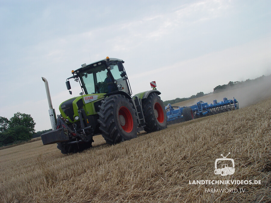 Claas Xerion 3300 + Lemken - farmworld.tv