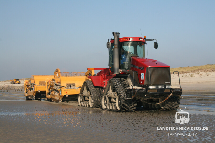 Case IH Quadtrac 485 Scraper - farmworld.tv