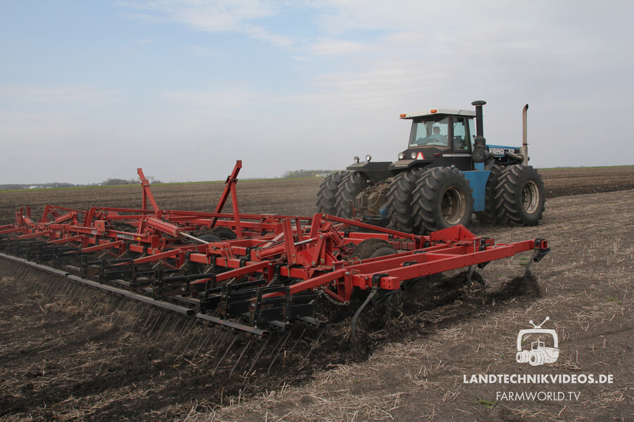 Ford Versatile 976 - farmworld.tv