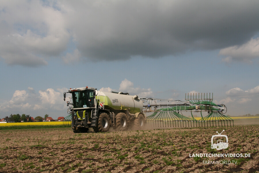 Claas Xerion 3300 Lu Biermann - farmworld.tv