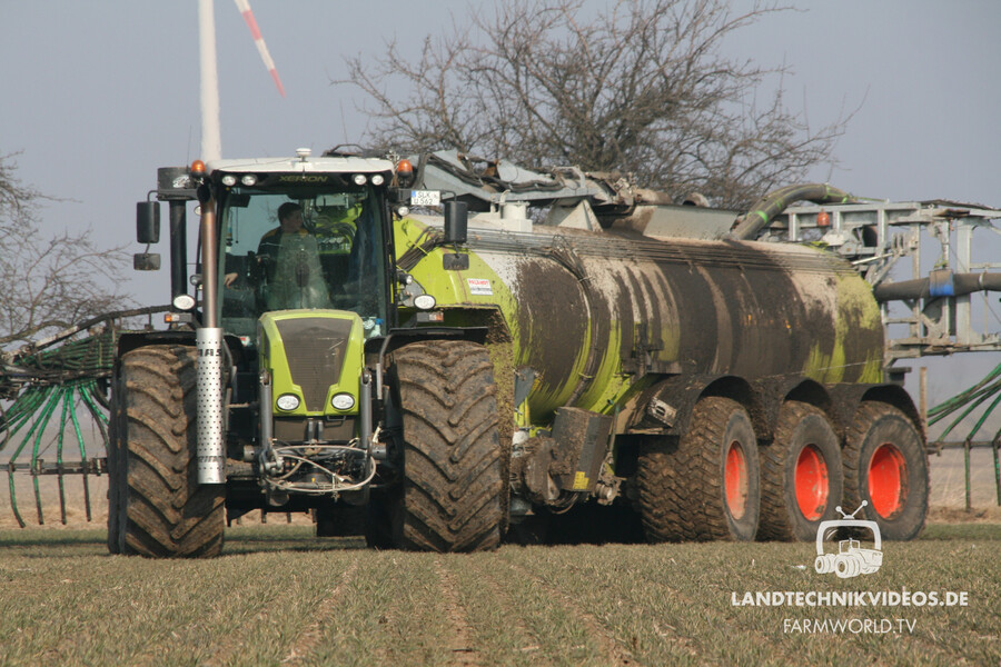 Claas Xerion 3800 Lu Schaper - farmworld.tv