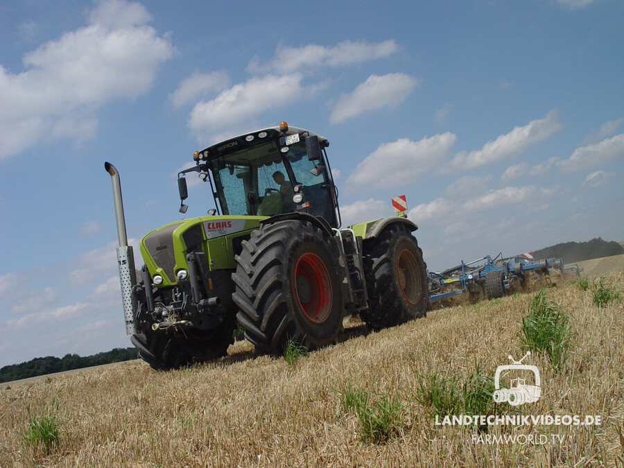 Claas Xerion 3300 - farmworld.tv