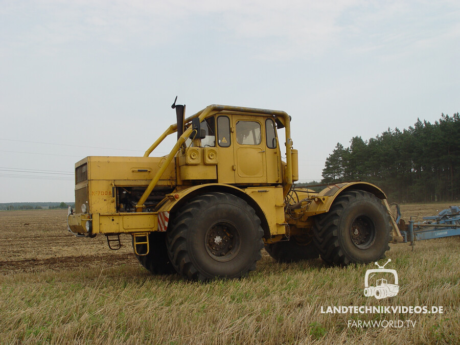 Kirovets K700A - farmworld.tv