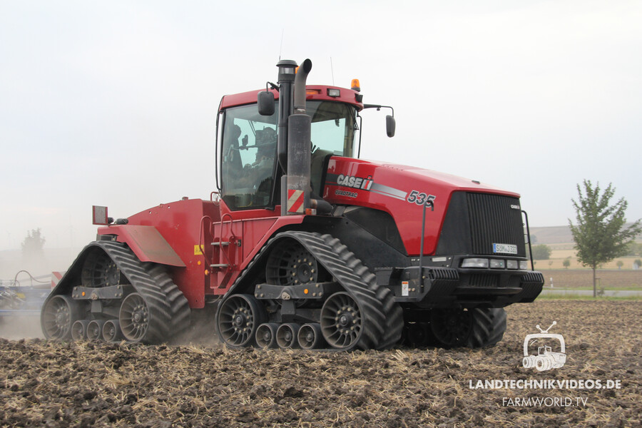 Case IH Quadtrac 535 - farmworld.tv