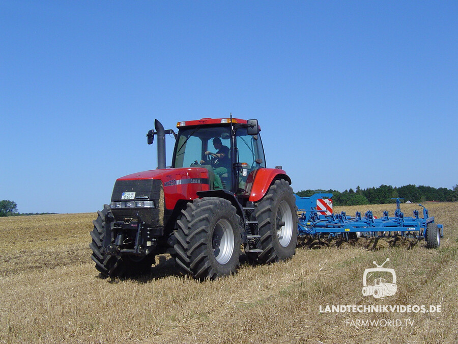 Case IH MX 230 - farmworld.tv