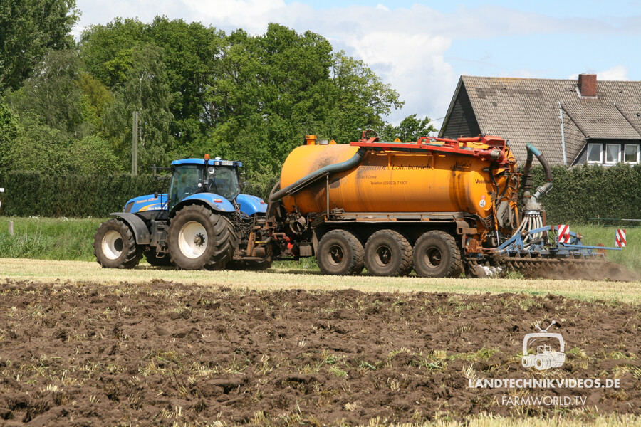 New Holland T7060 - farmworld.tv