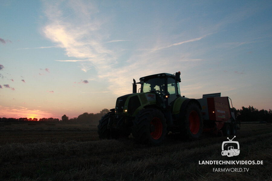 Claas Axion 840 + Welger - farmworld.tv