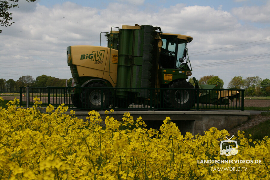 Krone BiG M 400 - farmworld.tv