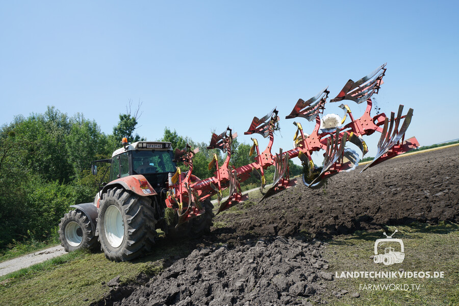 Steyr CVT 170 + Pöttinger Pflug - farmworld.tv