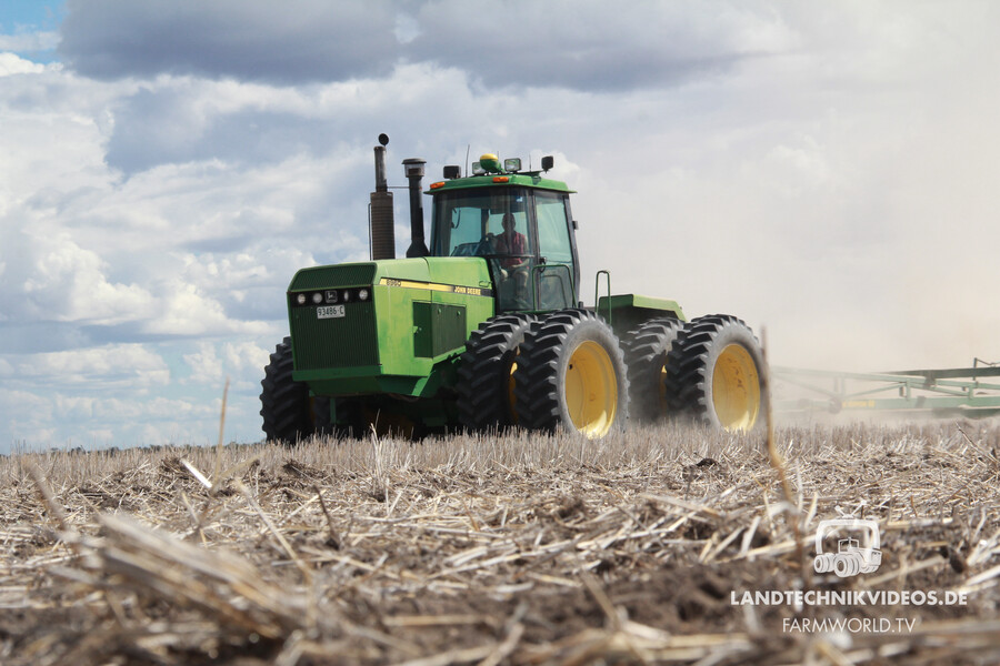 John Deere 8960 in Australien - farmworld.tv