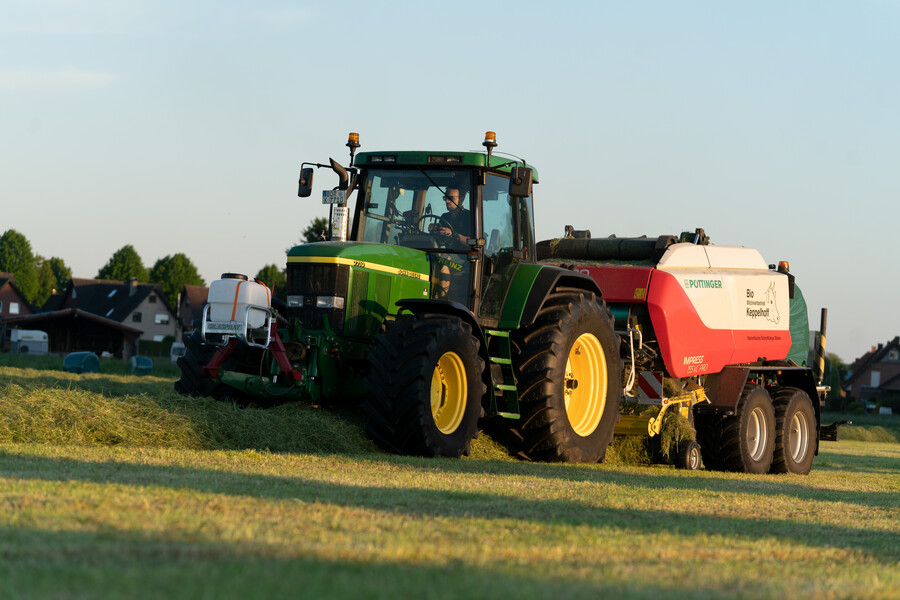 Youngtimer-Traktoren XXL – Die legendären 80er und 90er Jahre! Vol.1 - farmworld.tv