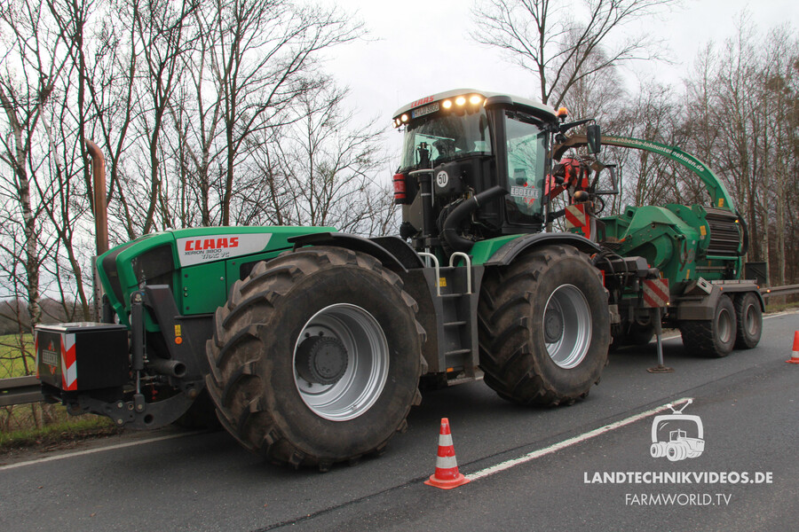 LU Ebbecke Claas Xerion 3800 Jenz Hacker - farmworld.tv