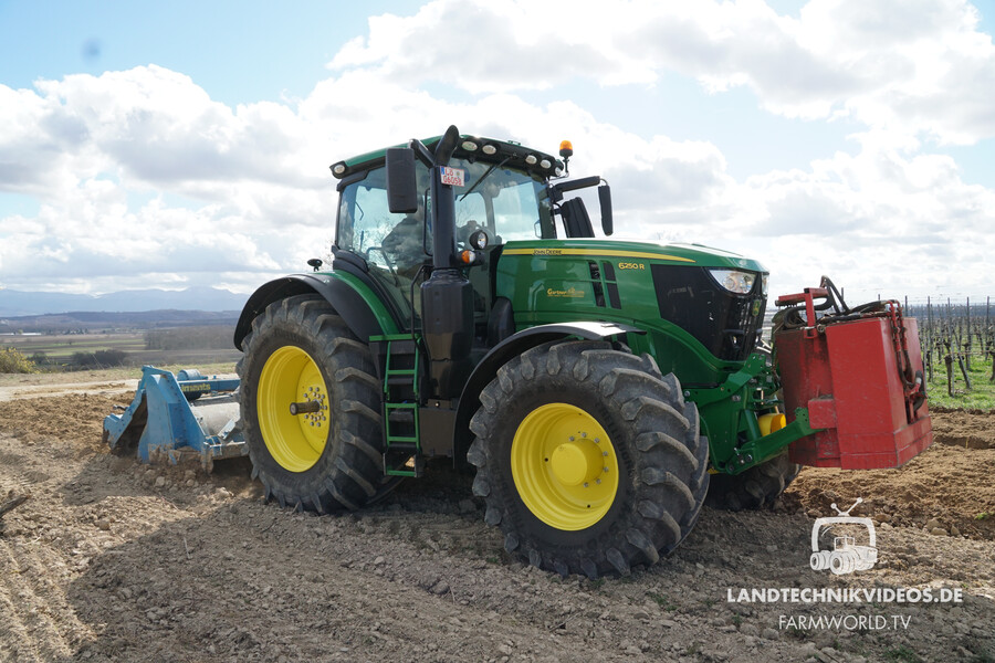 John Deere 6250R mit Imants - farmworld.tv