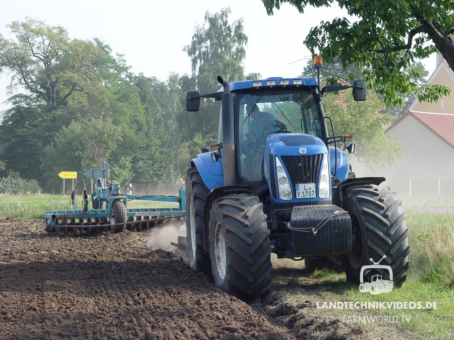 John Deere 8400 und New Holland TG 285 - farmworld.tv