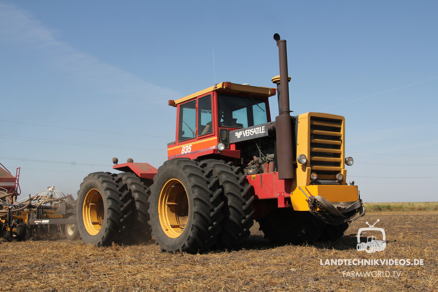 Versatile 835 - farmworld.tv
