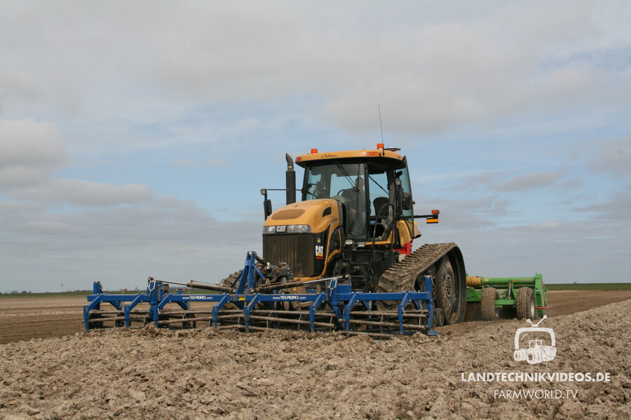 Challenger MT 765B - farmworld.tv