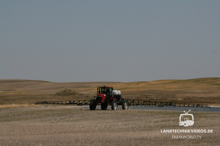 Miller Condor Selbstfahrspritze - farmworld.tv