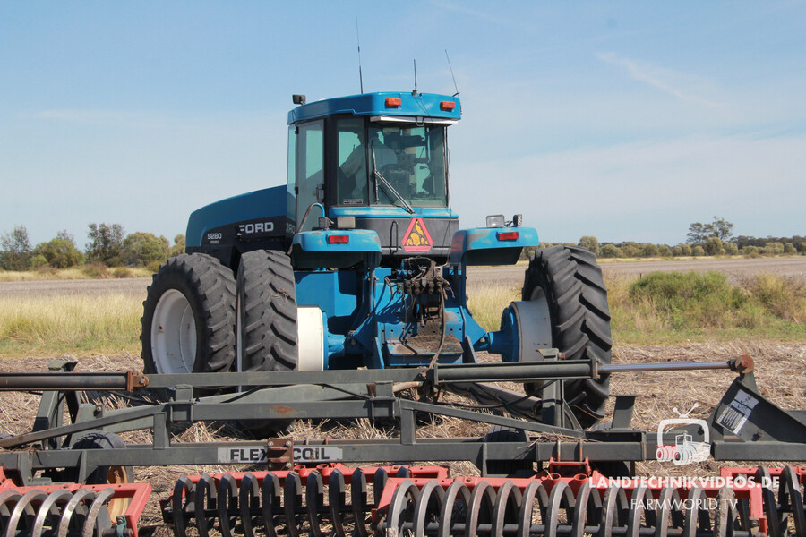 Versatile Ford 9280 - farmworld.tv