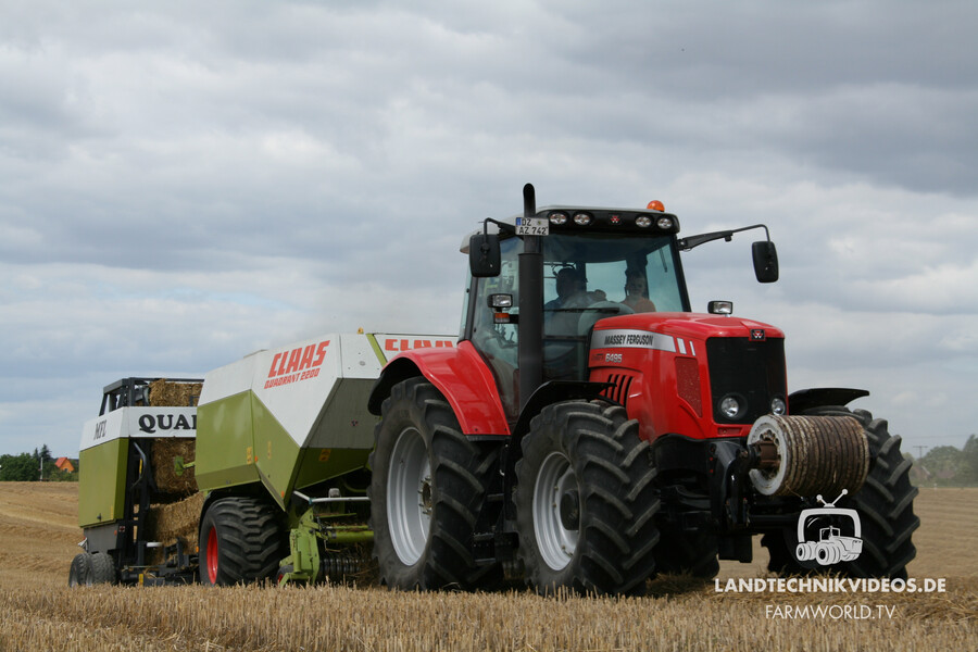 Massey Ferguson 6495 mit Claas Quadrant - farmworld.tv