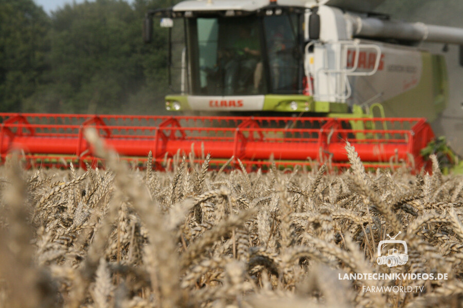 Claas Lexion 600 Terra Trac - farmworld.tv