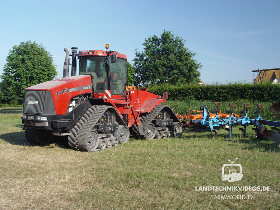 Case IH Quadtrac 440 - farmworld.tv