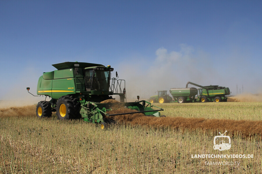 John Deere 9870 STS - farmworld.tv