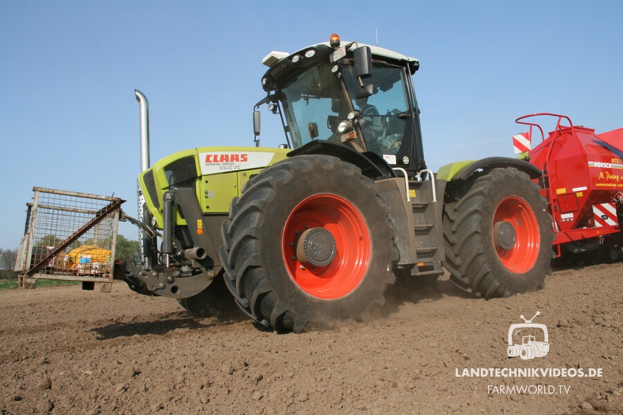 Claas Xerion 3800 TracVC - farmworld.tv