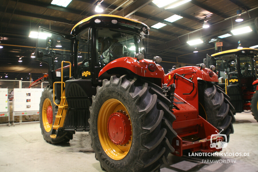 Versatile Tractors Factory Winnipeg - farmworld.tv