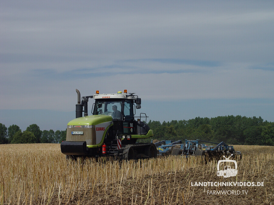 Claas Raupenschlepper 95E - farmworld.tv