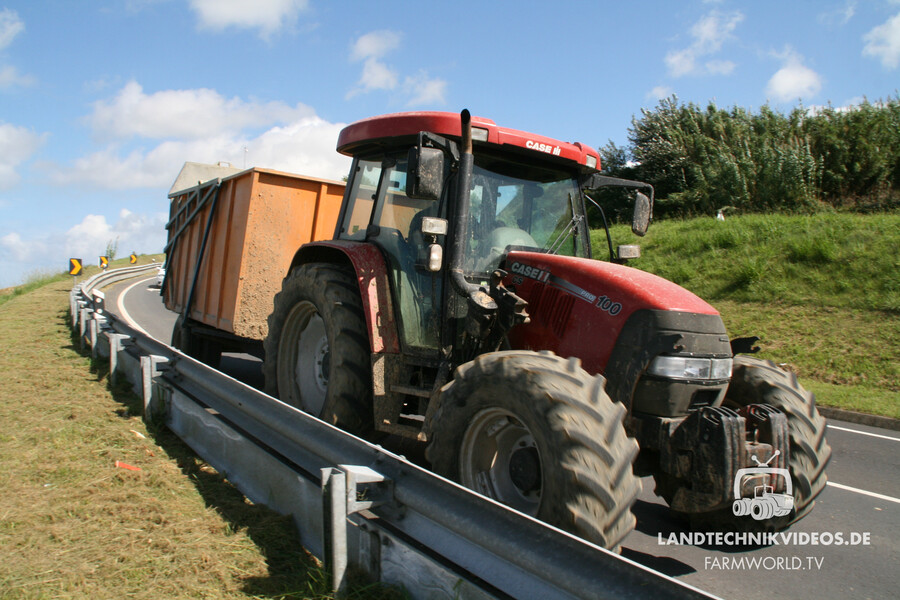 Case IH CHX 620 Maishäckseln (Azoren) - farmworld.tv