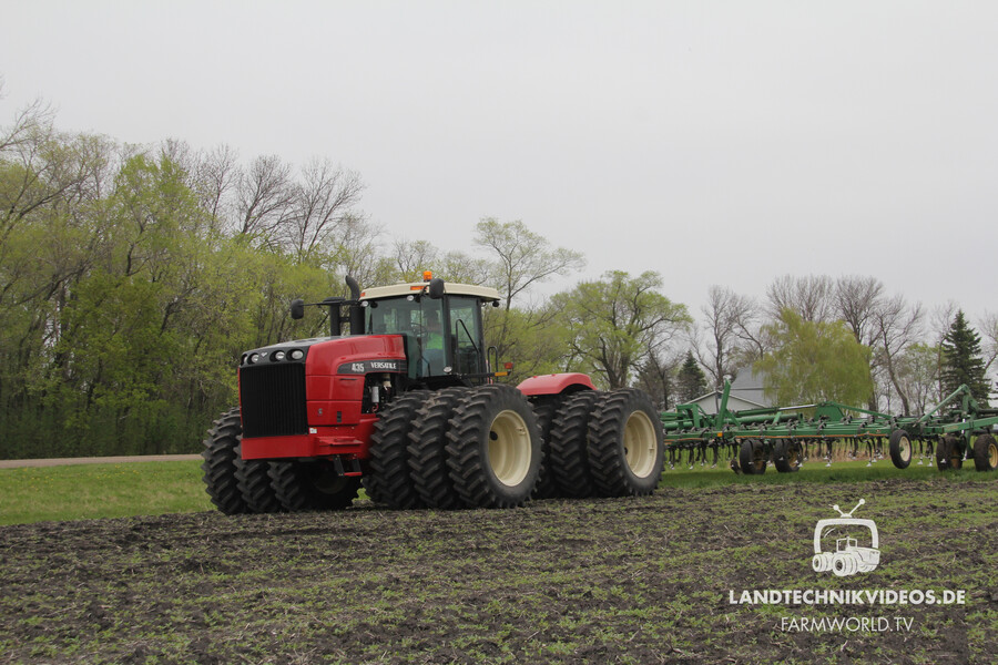 Versatile 435 - farmworld.tv