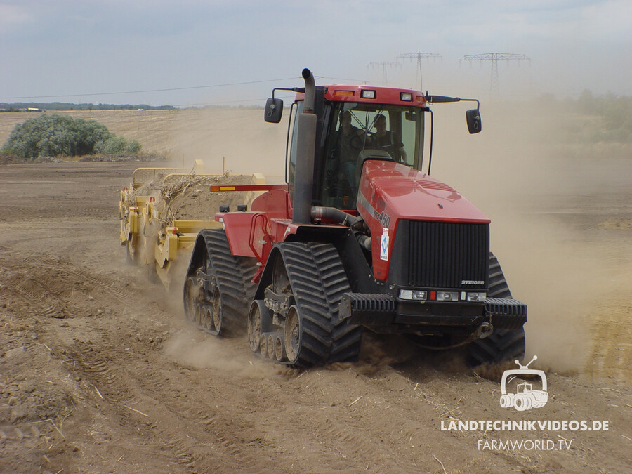 Case IH Quadtrac STX 450 - farmworld.tv