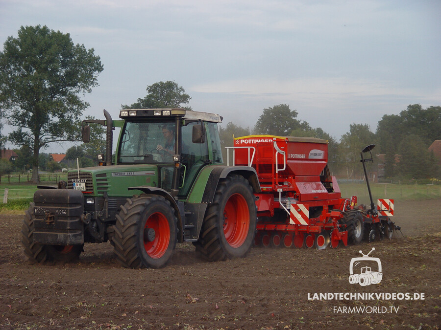 Fendt Favorit 512 + Drille - farmworld.tv