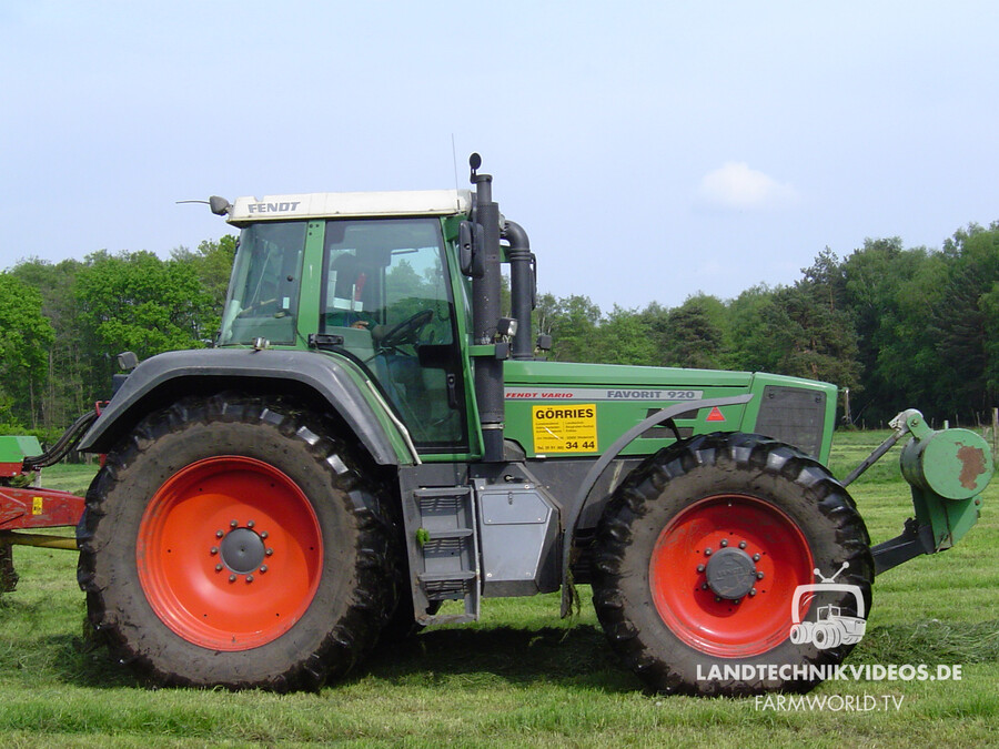 Fendt 920 Vario + Giga Vitesse - farmworld.tv