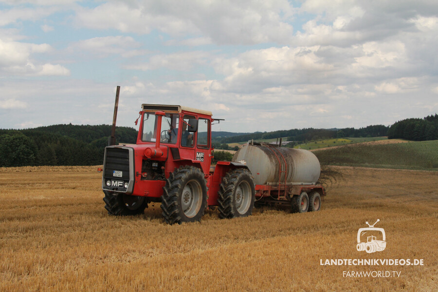 Massey Ferguson 1200 & Fendt 312 Vario - farmworld.tv