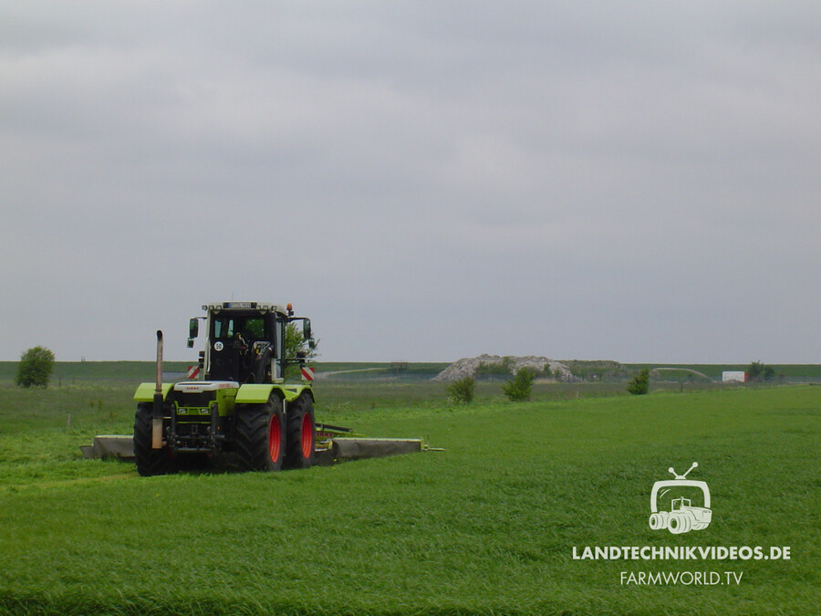 Claas Xerion 3000 - farmworld.tv