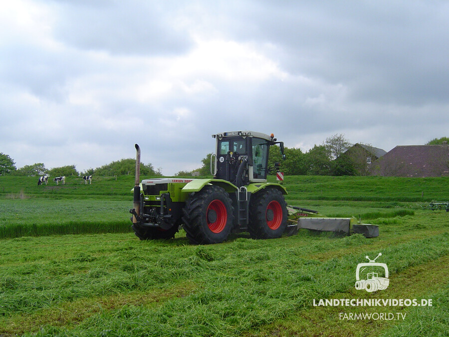Claas Xerion 3000 - farmworld.tv