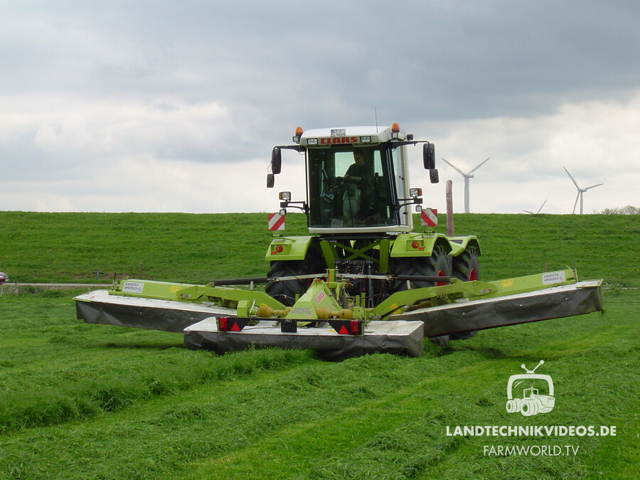 Claas Xerion 3000 - farmworld.tv