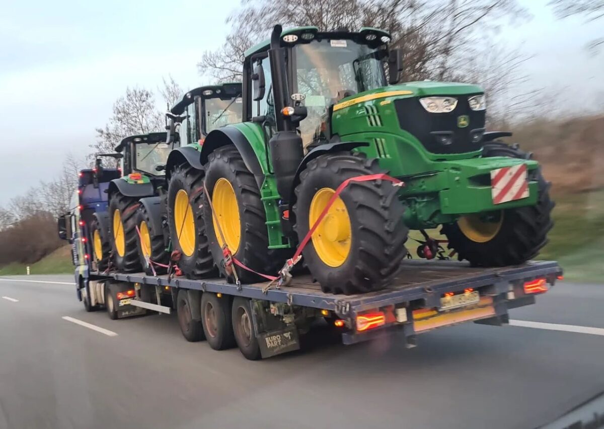 Farmworld.tv | On DVD and as 4K video stream